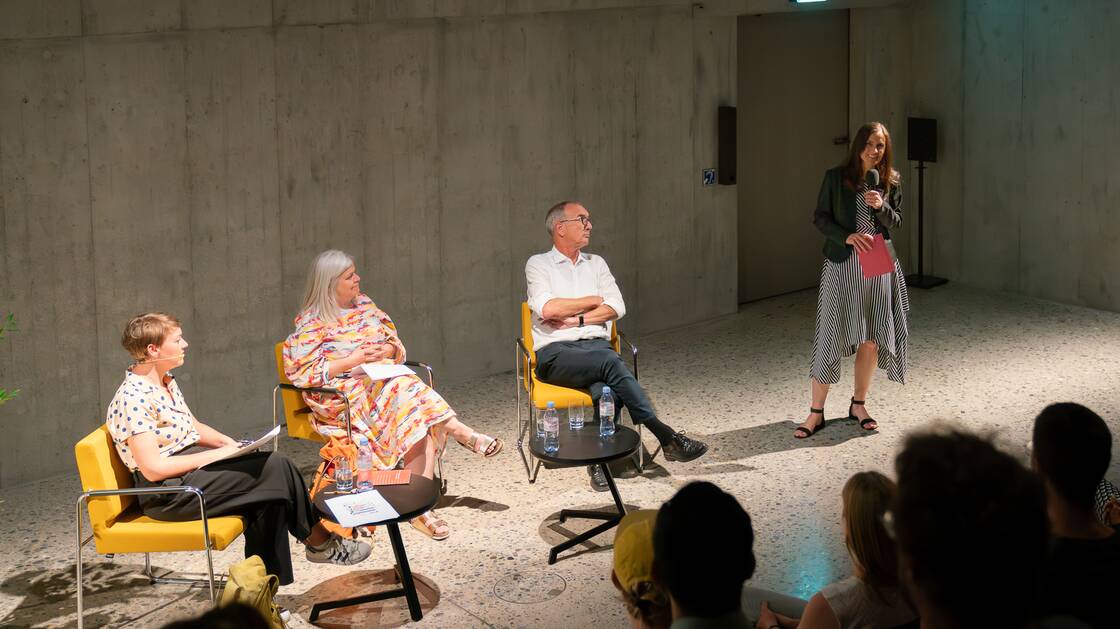 Datenhunger – vom Fichenskandal zum Tiktokverbot